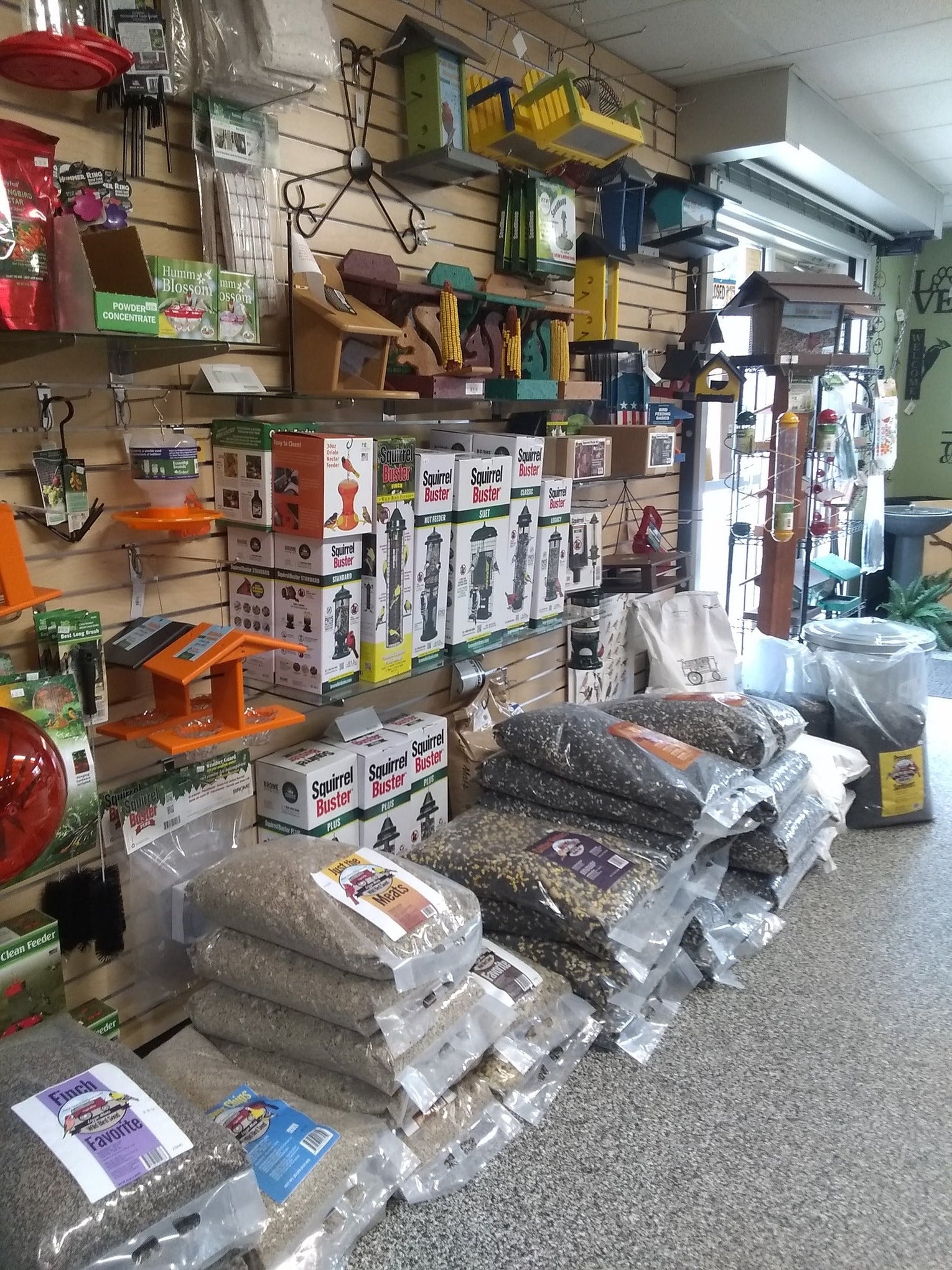 Nature Niche Nature Gifts and Supplies Store